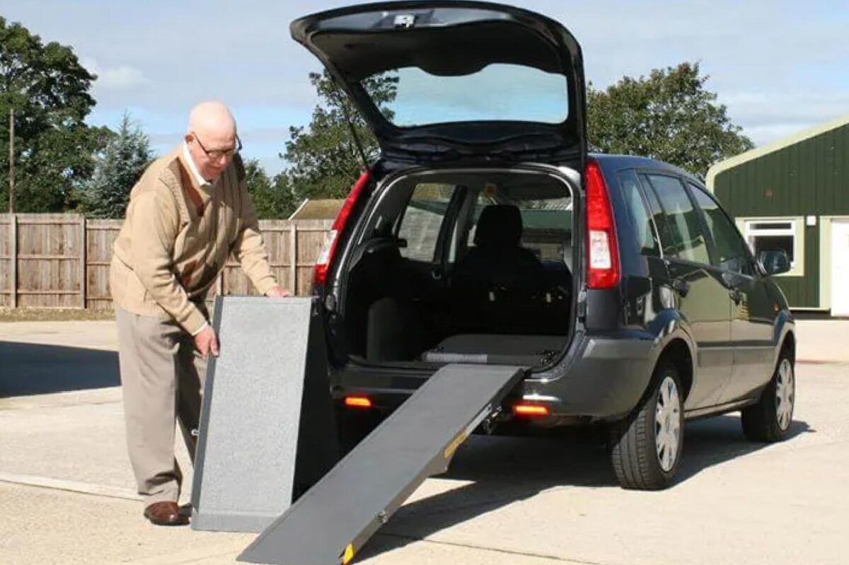 Disabled Car Adaptations, Scooter Hoists | Derby - Des Gosling Mobility